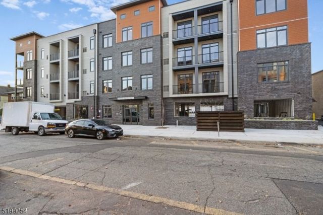 44 W Price St #411, Linden, NJ 07036 - See Est. Value, Schools & More