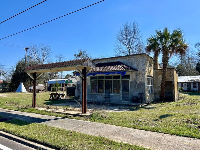 Chipley, FL Homes For Sale & Real Estate