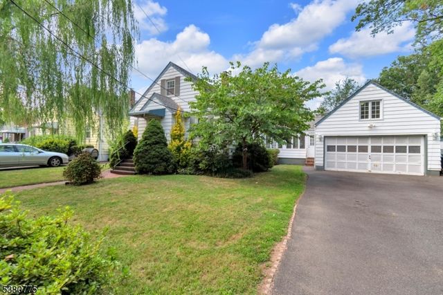 Roselle, NJ Homes For Sale & Real Estate - 46 Homes | Trulia