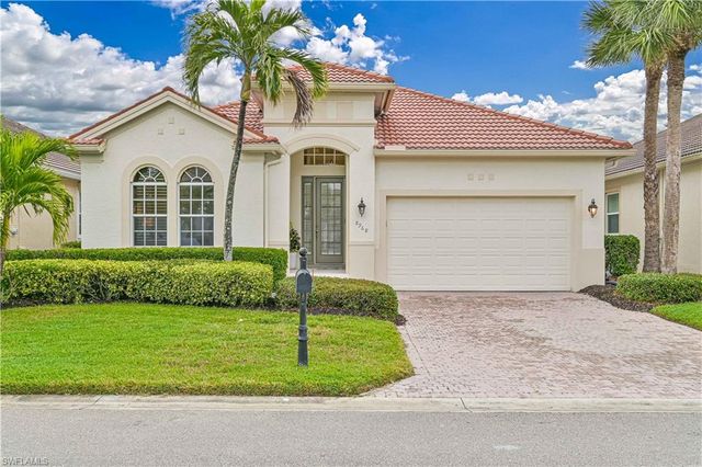 Crown Colony, Fort Myers, FL Homes For Sale & Crown Colony, Fort Myers ...