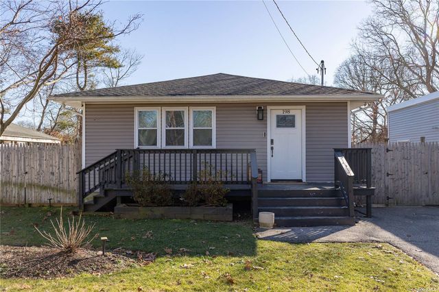 Mastic, NY Homes For Sale & Mastic, NY Real Estate | Trulia