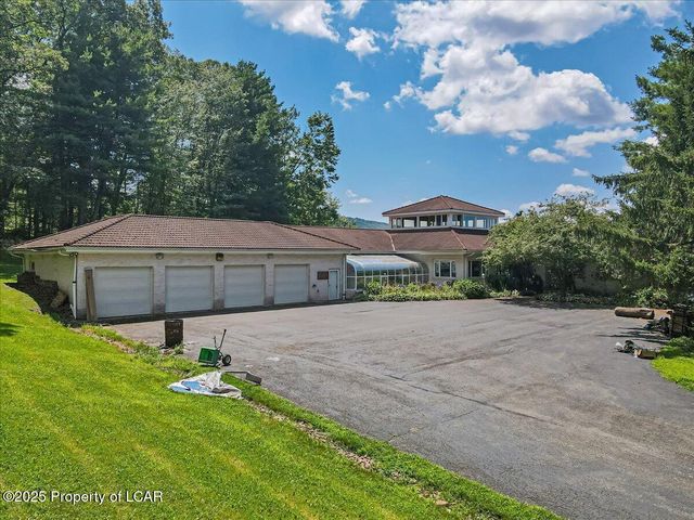 Sugarloaf, PA Homes For Sale & Real Estate - 294 Homes | Trulia