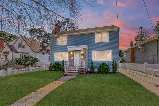 148 Beech St #1, Valley Stream, NY 11580 | Trulia