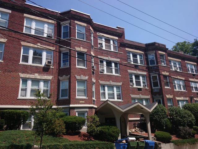 33 Lancaster Ter #109, Brookline, MA 02446 - See Est. Value, Schools & More