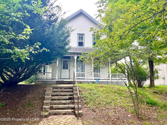 Dallas, PA Single Family Homes For Sale - 224 Listings | Trulia