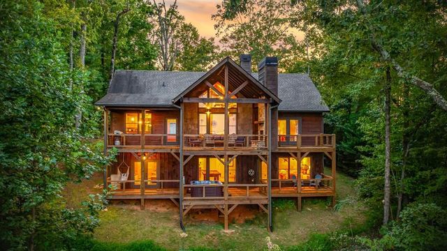 Blue Ridge, GA Homes For Sale - 390 Homes | Trulia