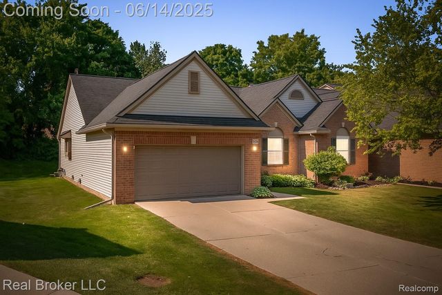 Howell, MI Condos For Sale - 46 Listings | Trulia