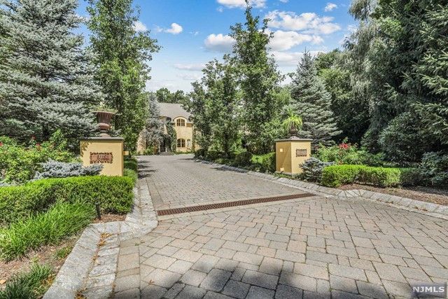 Alpine, NJ Homes For Sale & Real Estate