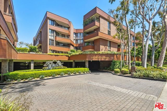 Beverly Hills, CA Homes For Sale & Real Estate