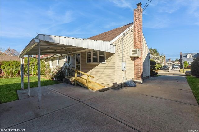 11793 Homes For Sale & 11793 Real Estate | Trulia