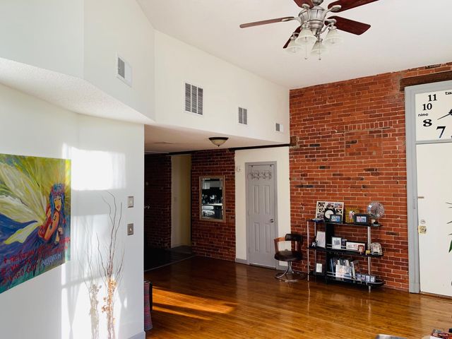 5801 Whitney Ct #1, Meriden, CT 06450 - See Est. Value, Schools & More