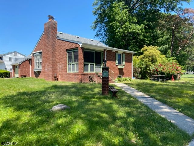 Roselle, NJ Homes For Sale & Roselle, NJ Real Estate | Trulia