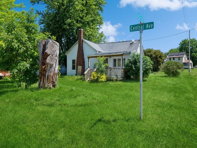 Center Point, IA Homes For Sale & Center Point, IA Real Estate | Trulia