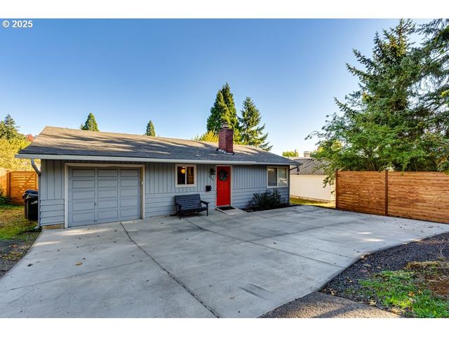 97405 Homes For Sale & 97405 Real Estate - 170 Homes | Trulia