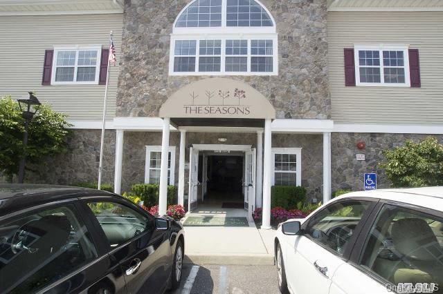 110 Spring Drive, East Meadow, NY 11554 - See Est. Value, Schools & More