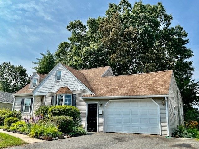 Chicopee, MA Homes For Sale & Real Estate