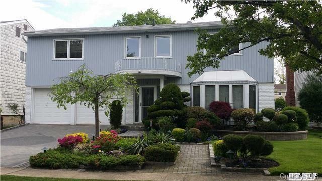 9 Valley Greens Drive, Valley Stream, NY 11581 - See Est. Value ...