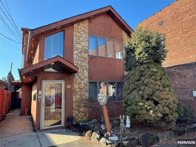 Lodi, NJ Homes For Sale & Real Estate