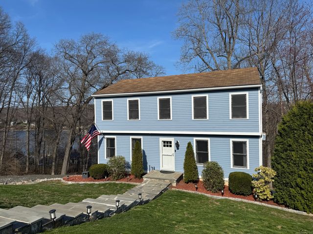 Brookfield, CT Homes For Sale & Real Estate