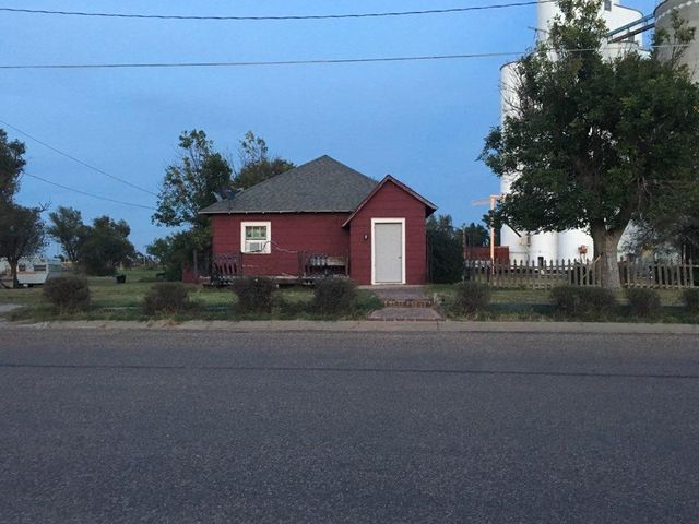 702 Main St, Kismet, KS 67859 - See Est. Value, Schools & More