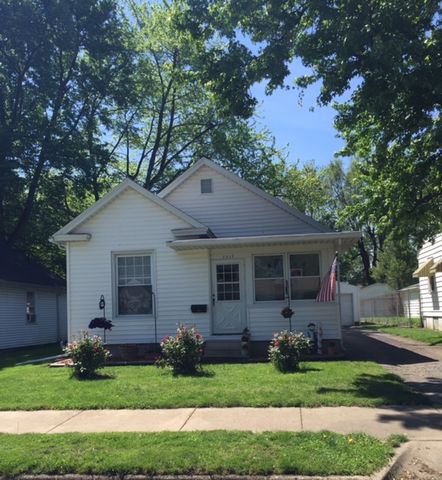 2517 E Prairie St, Decatur, IL 62521 | Trulia