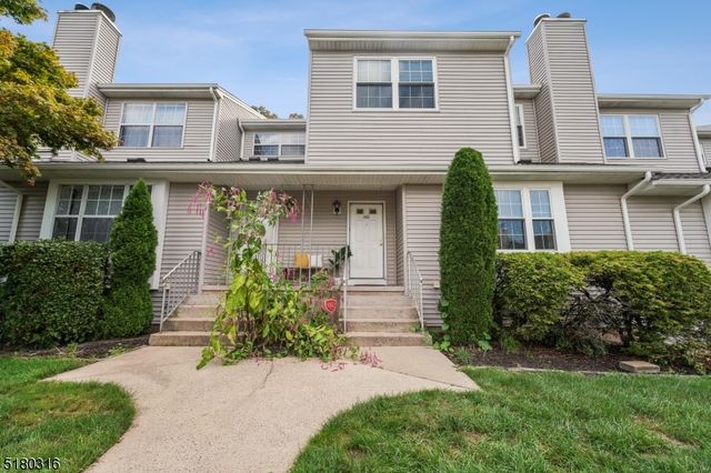 160 Carson Ct, Somerset, NJ 08873 - See Est. Value, Schools & More