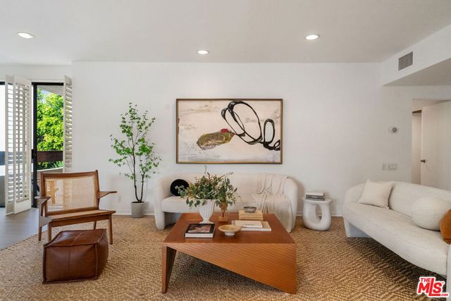 814 S Amherst Ave #202, Los Angeles, CA 90049 - See Est. Value, Schools ...