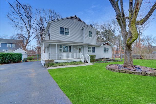 Mastic, NY Homes For Sale & Mastic, NY Real Estate | Trulia