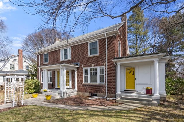 Milton, MA Homes For Sale & Real Estate