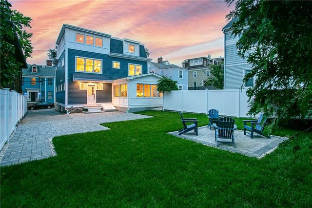 Newport, RI Homes For Sale & Newport, RI Real Estate | Trulia