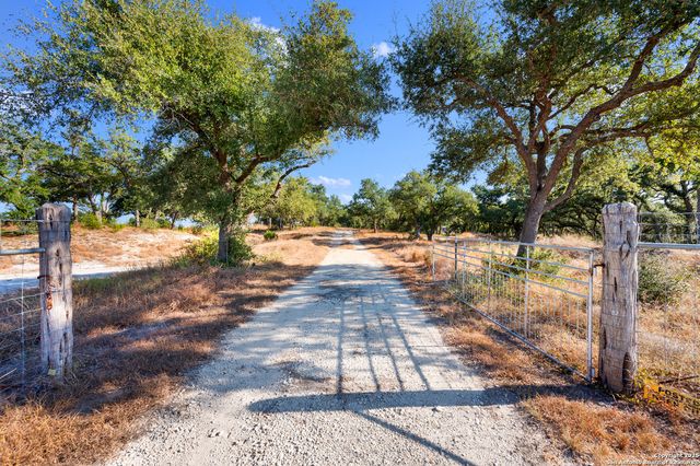 Spring Branch, TX Homes For Sale - 145 Homes | Trulia