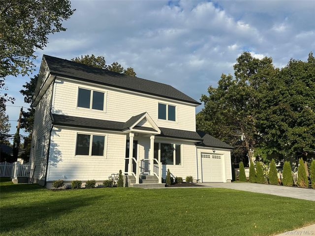 Wantagh, NY Homes For Sale & Real Estate - 46 Homes | Trulia