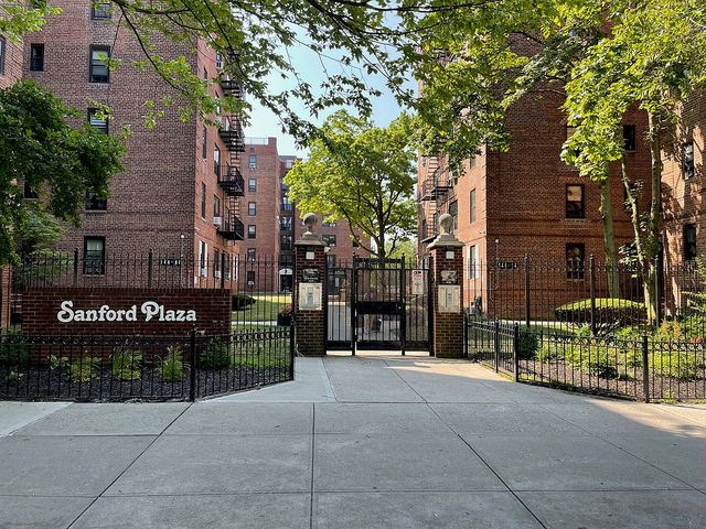 144-64 Sanford Ave #11, Queens, NY 11355 - See Est. Value, Schools & More
