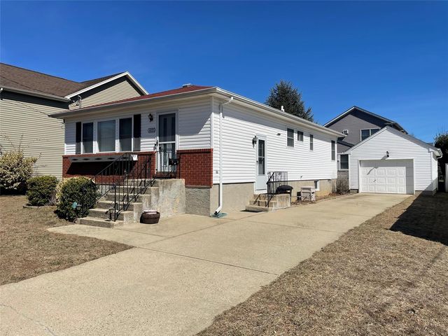 Merrick, NY Homes For Sale & Real Estate