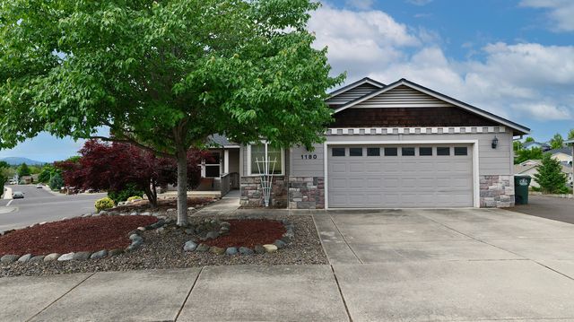 Eagle Point, OR Homes For Sale & Real Estate