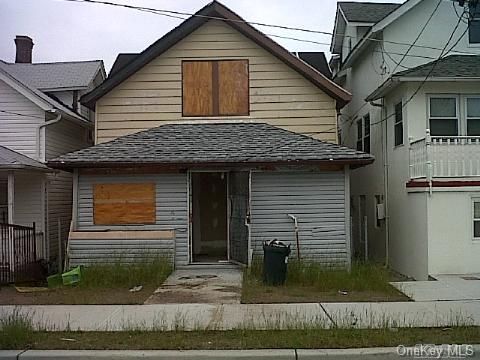 419 Beach 45th Street, Far Rockaway, NY 11691 - See Est. Value, Schools ...