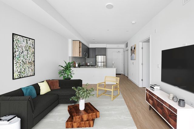 3045 S Crenshaw Blvd #342, Los Angeles, CA 90016 - See Est. Value ...