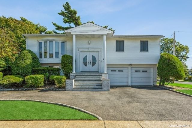 Merrick, NY Homes For Sale & Merrick, NY Real Estate | Trulia