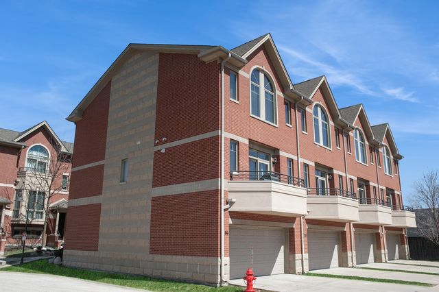 Wheeling, IL Homes For Sale & Real Estate