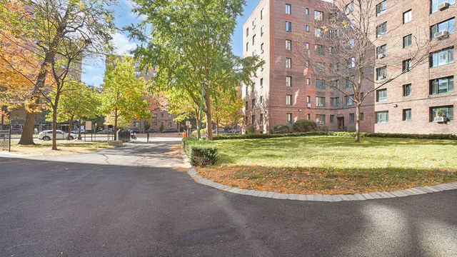 Bronx, NY Condos For Sale - 60 Listings | Trulia