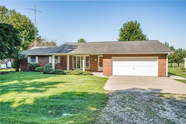 Raymond, IL Homes For Sale & Raymond, IL Real Estate | Trulia