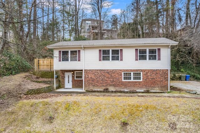 Hendersonville, NC Homes For Sale & Hendersonville, NC Real Estate | Trulia