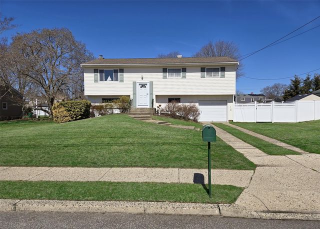 Holbrook, NY Homes For Sale & Real Estate