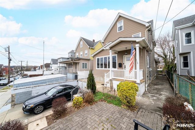 East Rutherford, NJ Homes For Sale & Real Estate