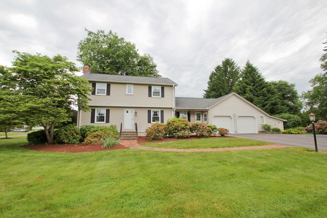 Suffield, CT Homes For Sale & Suffield, CT Real Estate | Trulia