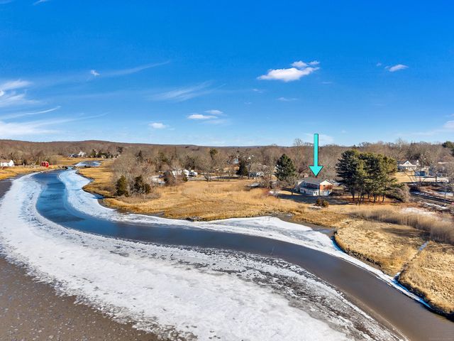 Niantic, CT Homes For Sale & Real Estate Niantic, CT Homes For Sale & Real Estate