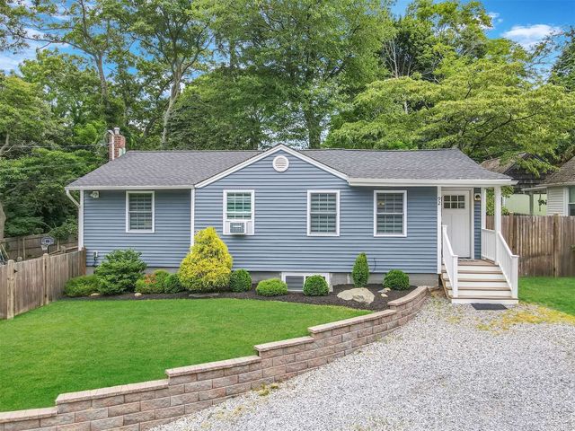 Rocky Point, NY Homes For Sale & Rocky Point, NY Real Estate | Trulia