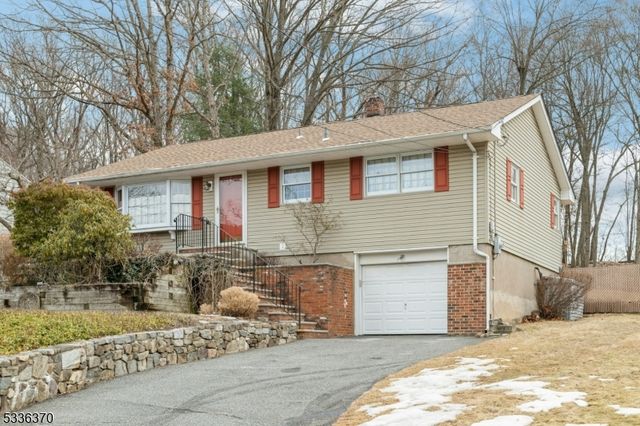 Montville, NJ Homes For Sale & Real Estate