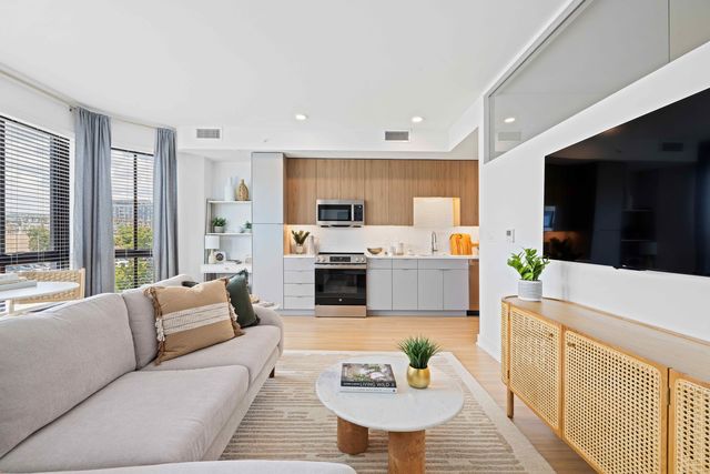 2000 2nd St SW #325, Washington, DC 20024 - See Est. Value, Schools & More