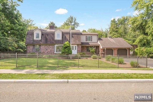 Closter, NJ Homes For Sale & Closter, NJ Real Estate | Trulia